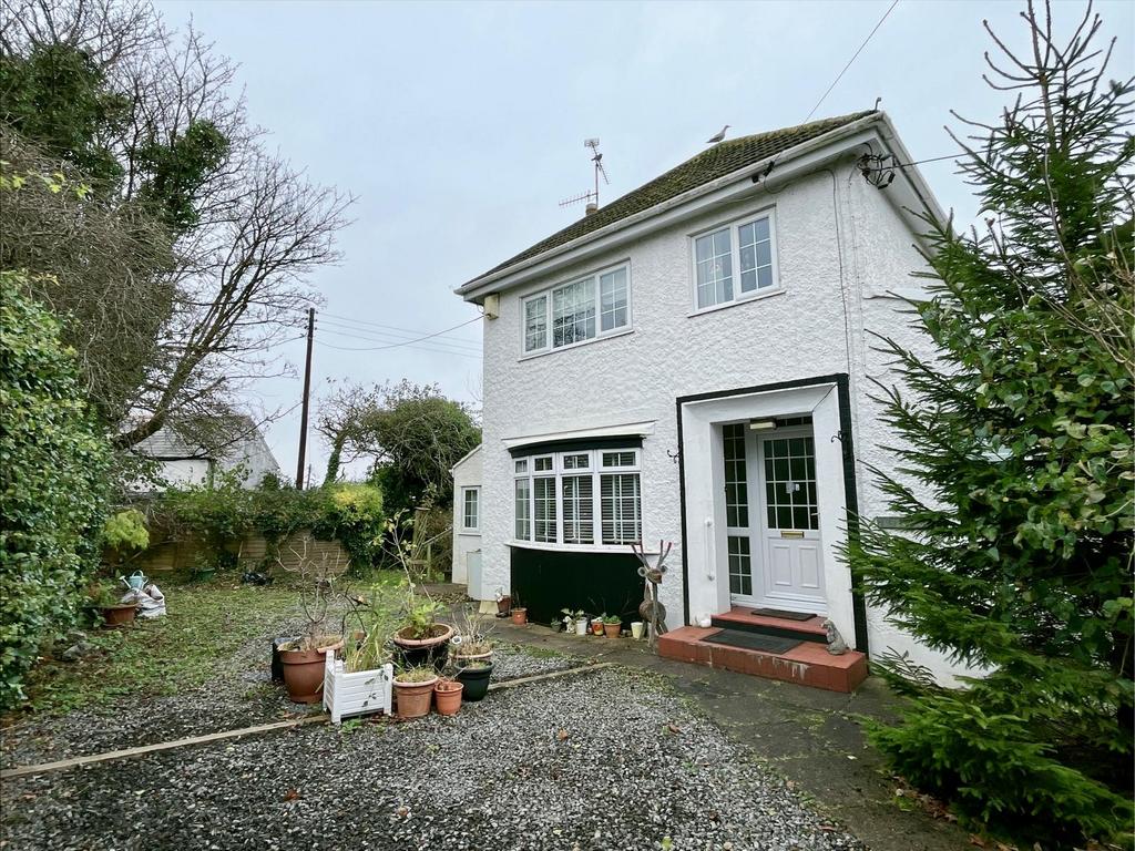 Pennard Road, Swansea SA3 3 bed detached house - £300,000