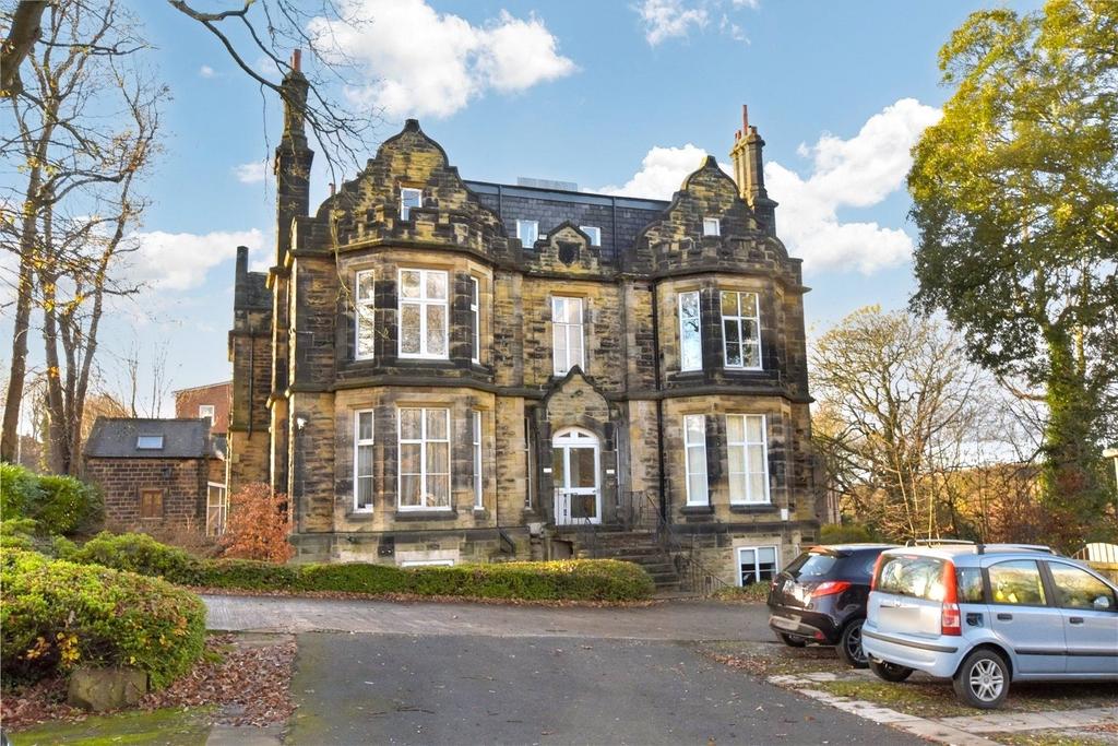 Oakfield House, 143 Kirkstall Lane... 2 bed apartment for sale - £189,000