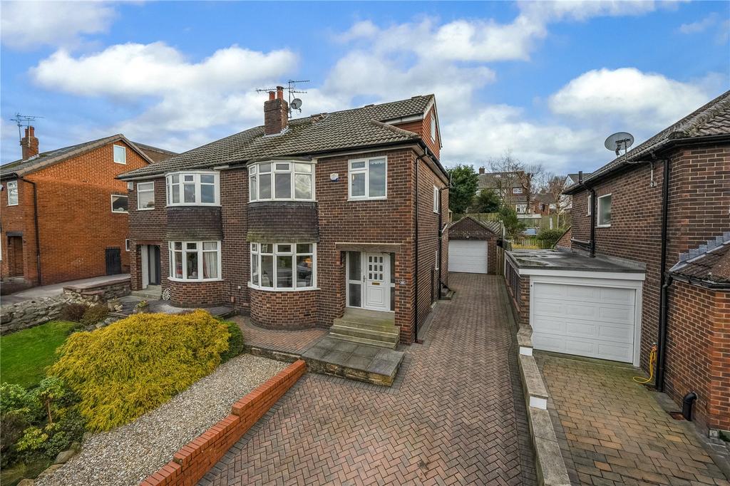 Moseley Wood Drive, Cookridge, Leeds 4 bed semi-detached house - £385,000