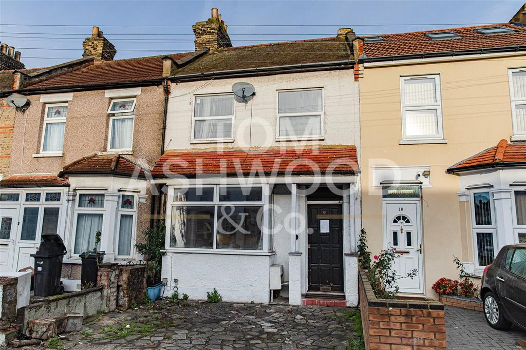 Hunter Road, Ilford, IG1 2 bed terraced house for sale - £350,000