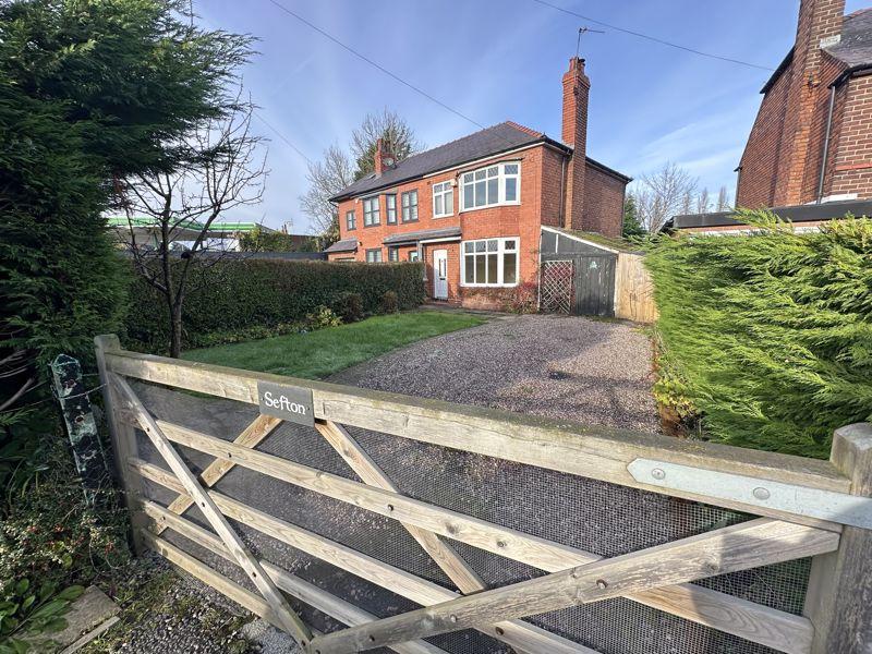 Strawberry Way East, Backford, Chester 3 bed semi-detached house for ...