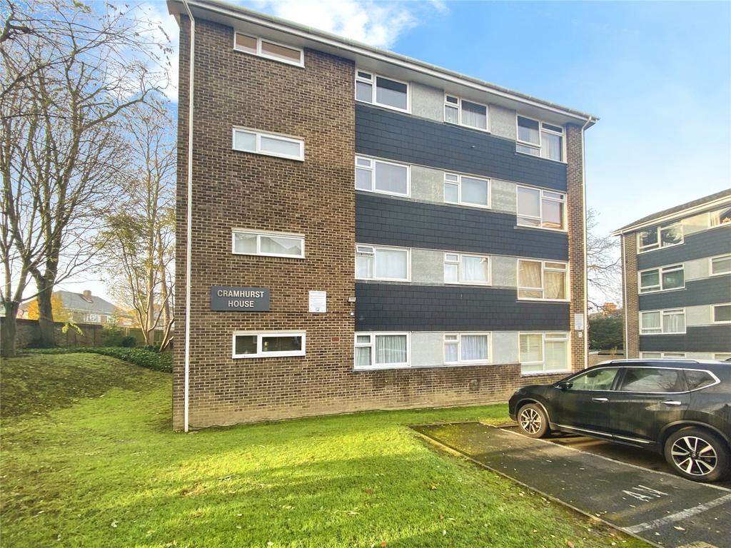 Sutton Grove, Sutton SM1 1 bed flat - £1,250 pcm (£288 pw)