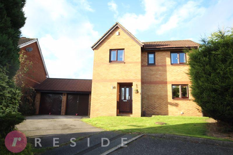 Crowshaw Drive, Rochdale OL12 4 bed detached house for sale - £375,000