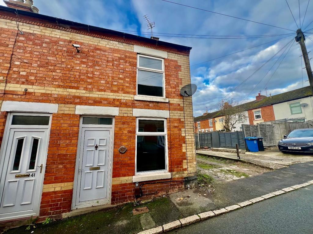 New Street, Rothwell, Kettering 2 bed end of terrace house - £750 pcm ...
