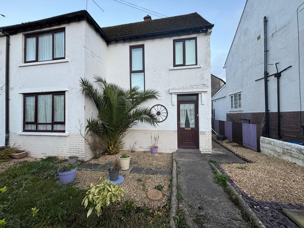 Court Road, Barry, CF63 3 bed semi-detached house - £210,000