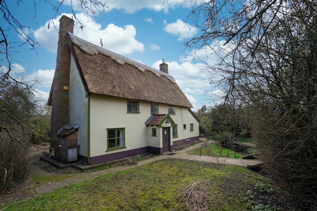 Halesworth IP19 3 bed detached house for sale - £650,000