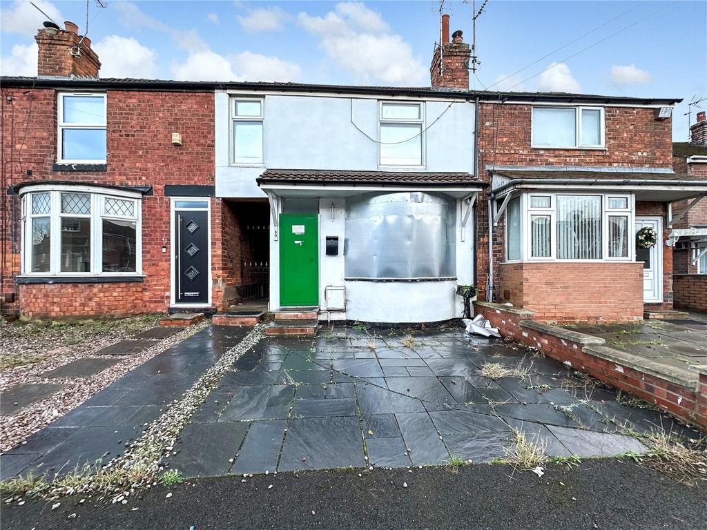 Stoneley Avenue, Crewe, Cheshire, CW1 2 bed terraced house - £120,000
