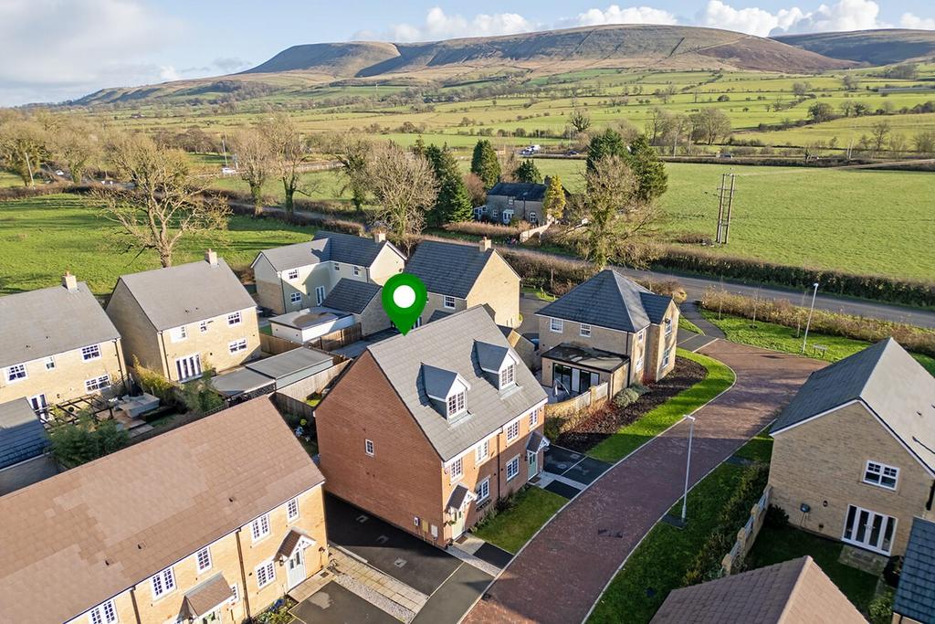 Cottage Close, Clitheroe BB7 3 bed semi-detached house - £284,000