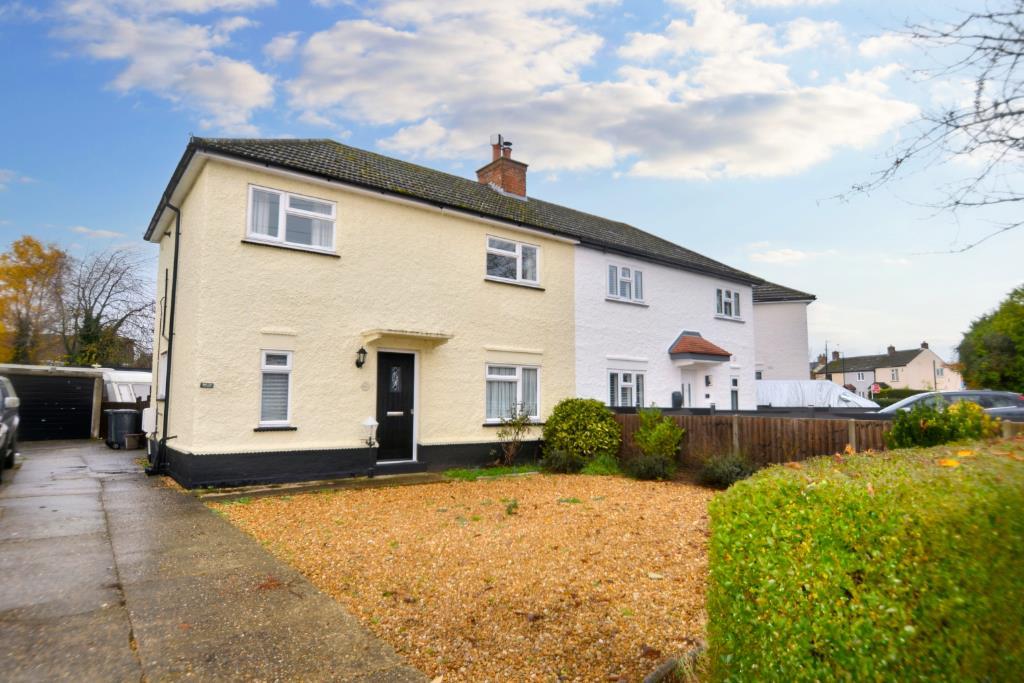 Hitchin Lane, Clifton, Shefford 3 bed semi-detached house - £350,000