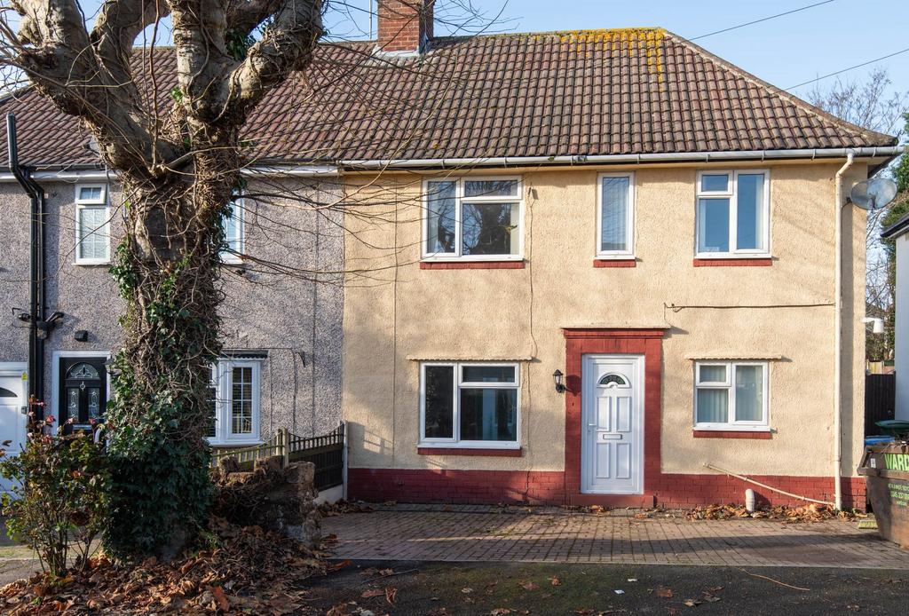 Lucas Road, Chesterfield S41 2 bed property - £160,000