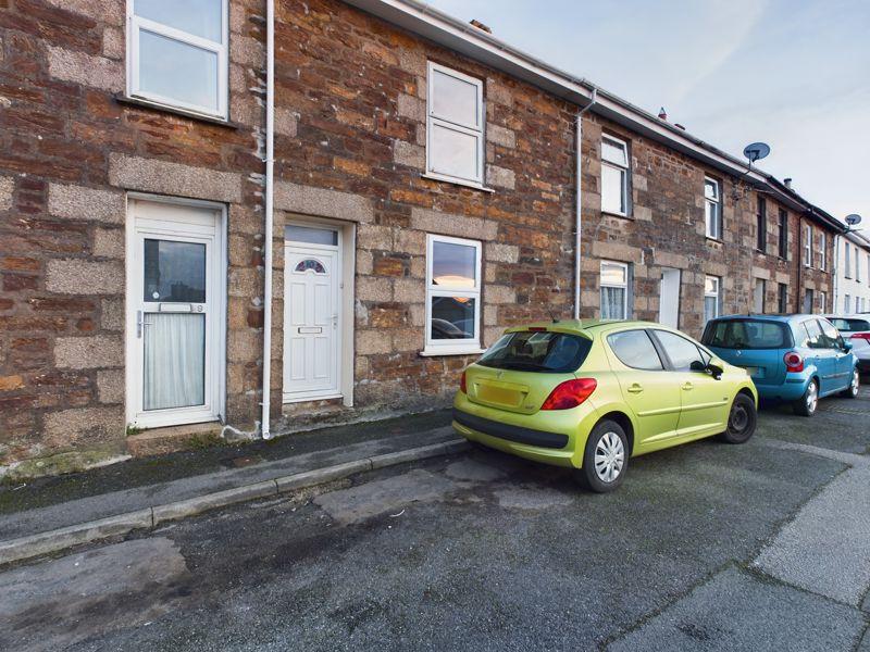 Trefusis Terrace, Redruth 2 bed house - £995 pcm (£230 pw)
