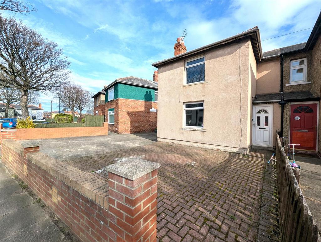 Laburnum Road, Redcar TS10 3 bed house for sale - £137,500