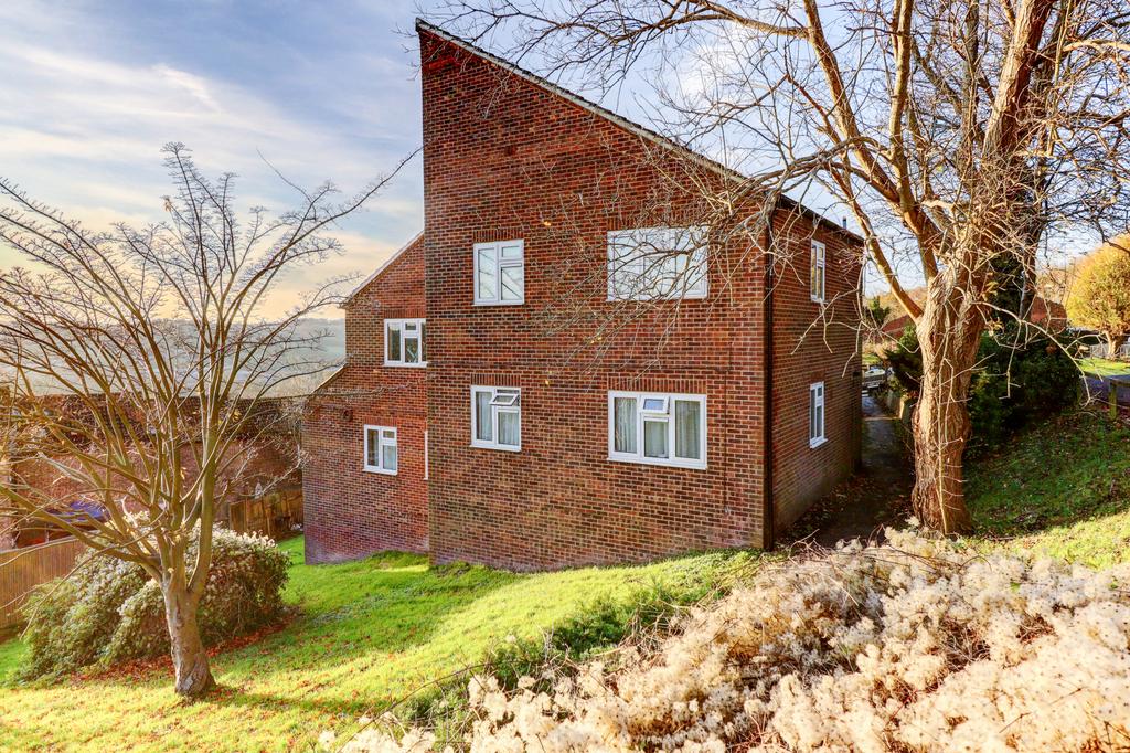 The Acres, Buckinghamshire HP13 1 bed apartment for sale - £170,000