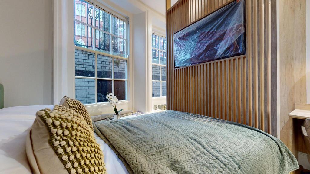 Victoria Grove Mews, London W2 Studio - £1,350 pcm (£312 pw)