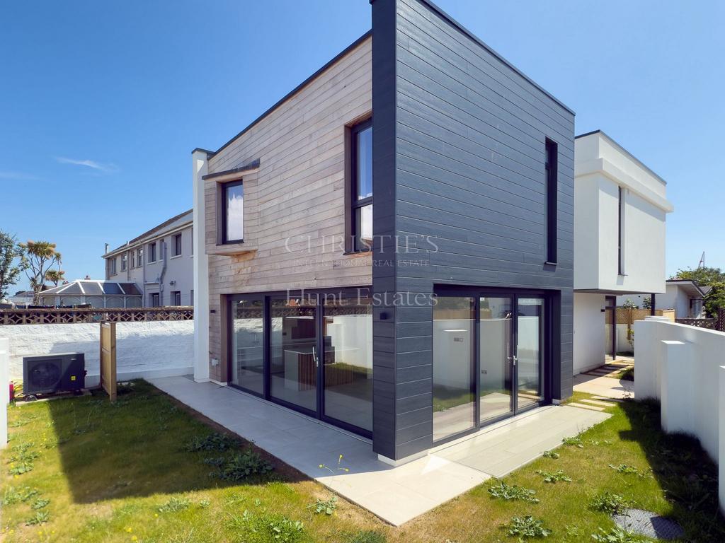 Les Landes Avenue, La Route Des... 4 bed detached house for sale - £ ...