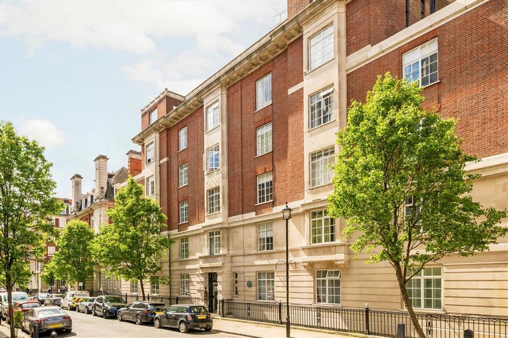 Hallam Street, London W1W 2 bed flat - £4,290 pcm (£990 pw)