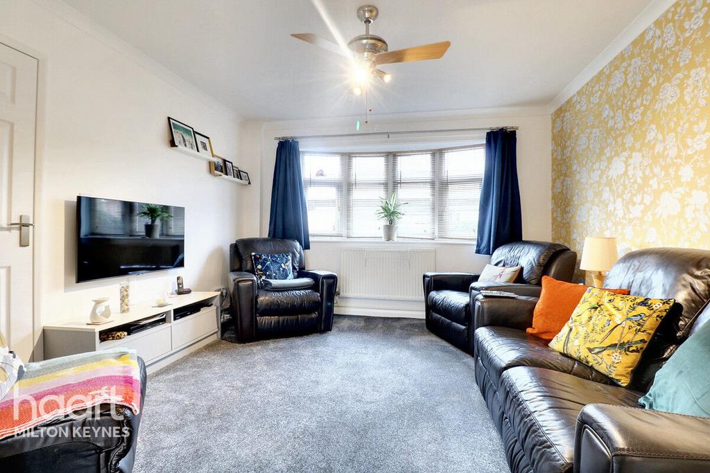 Aldermead, Stacey Bushes 3 bed terraced house - £270,000