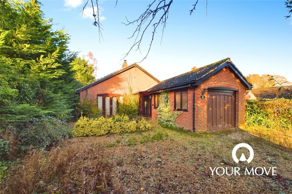 The Street, Beccles NR34 2 bed bungalow - £350,000