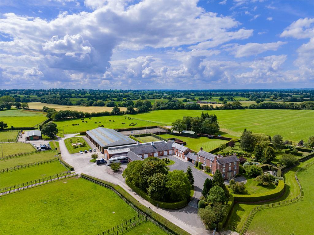 Pewit Lane, Hunsterson, Nantwich... 5 bed equestrian property - £5,600,000
