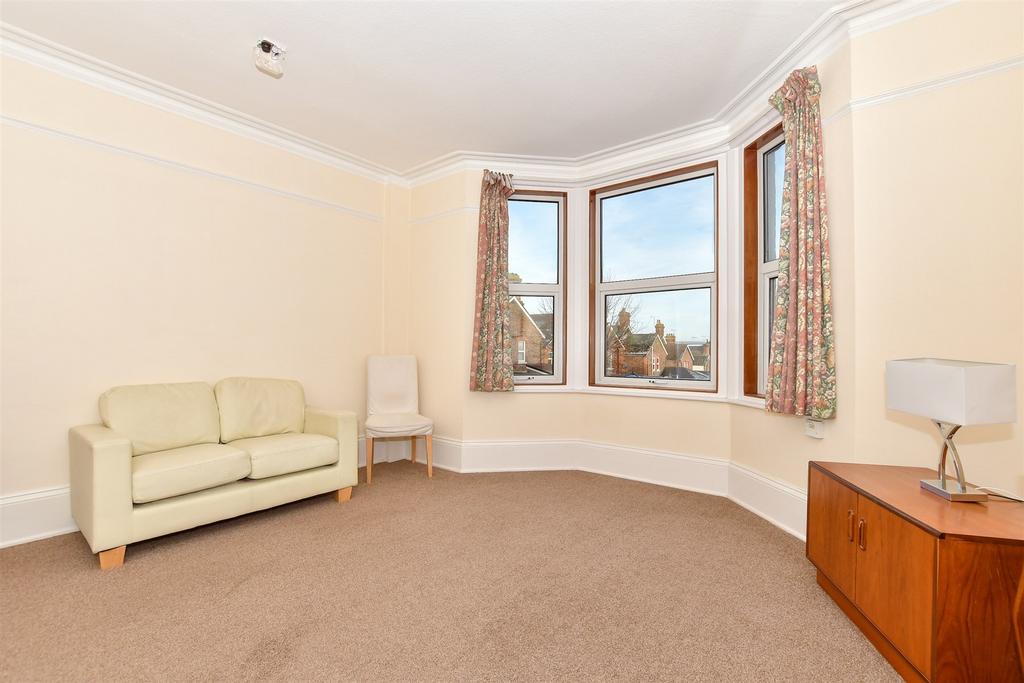 Springwell Road, Tonbridge, Kent 3 bed terraced house for sale - £600,000