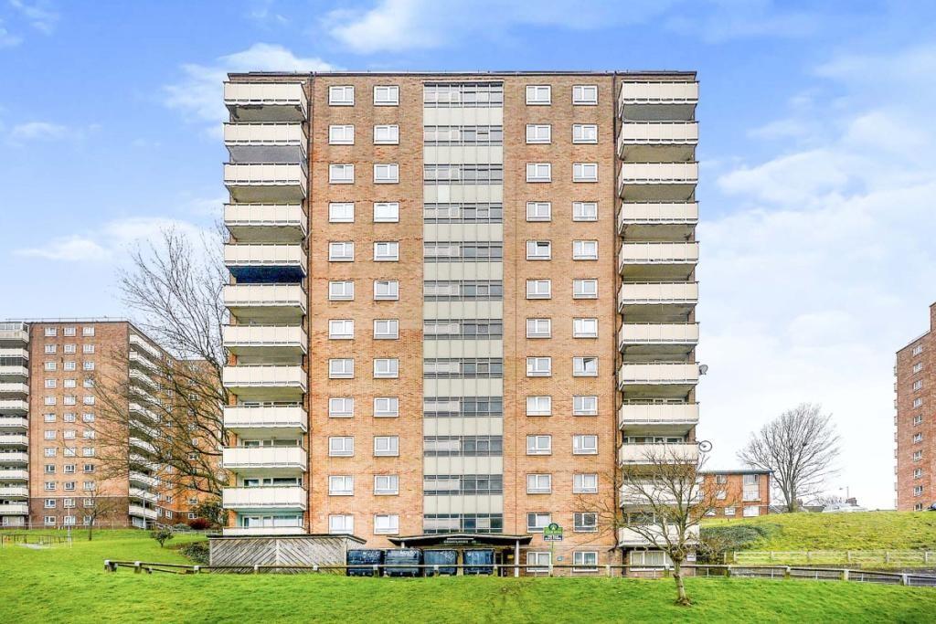 Ashton Rise, Brighton, BN2 9QQ 2 bed apartment for sale - £240,000