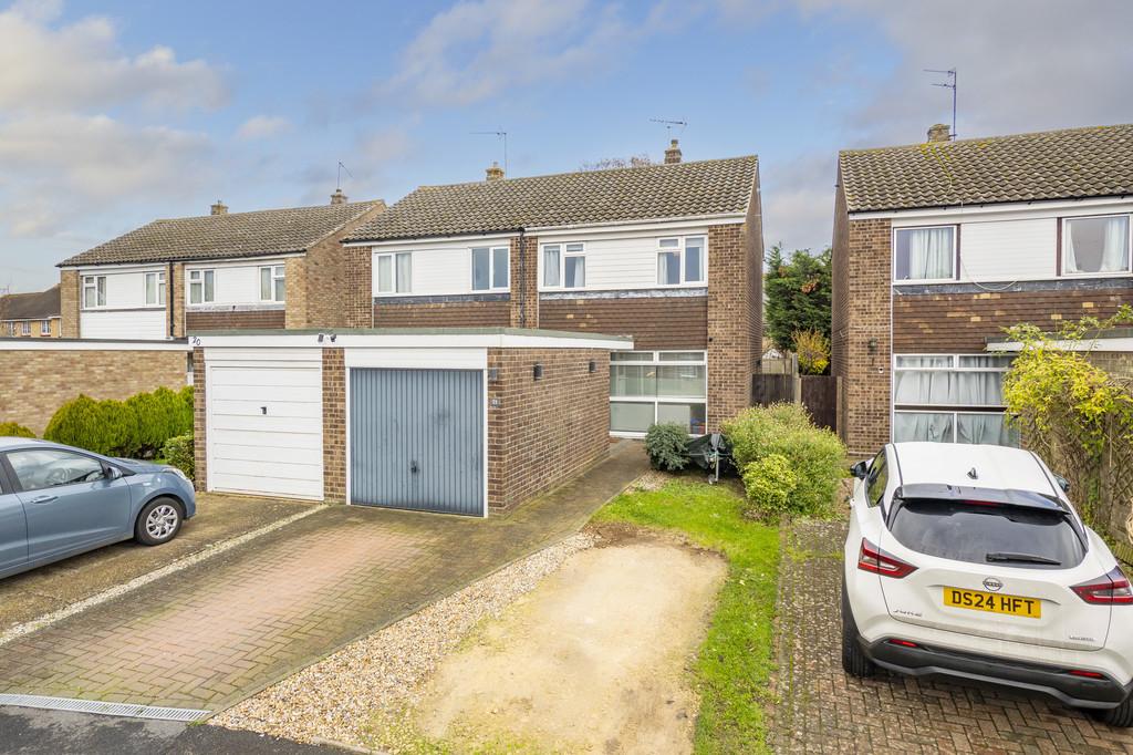 Tall Trees, Colchester CO4 3 bed semi-detached house - £335,000