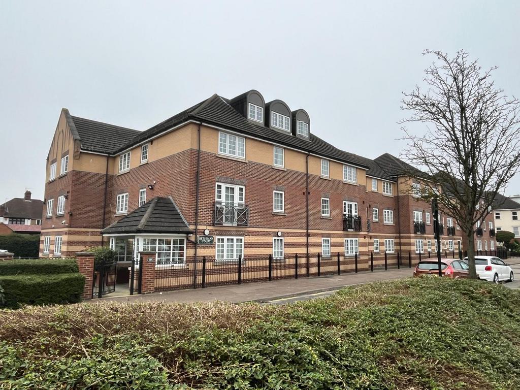 Cockfosters Road, Cockfosters, EN4 2 bed retirement property for sale ...