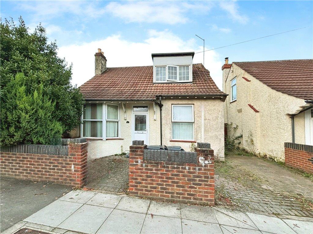 Cosham Park Avenue, Portsmouth... 4 bed house - £380,000