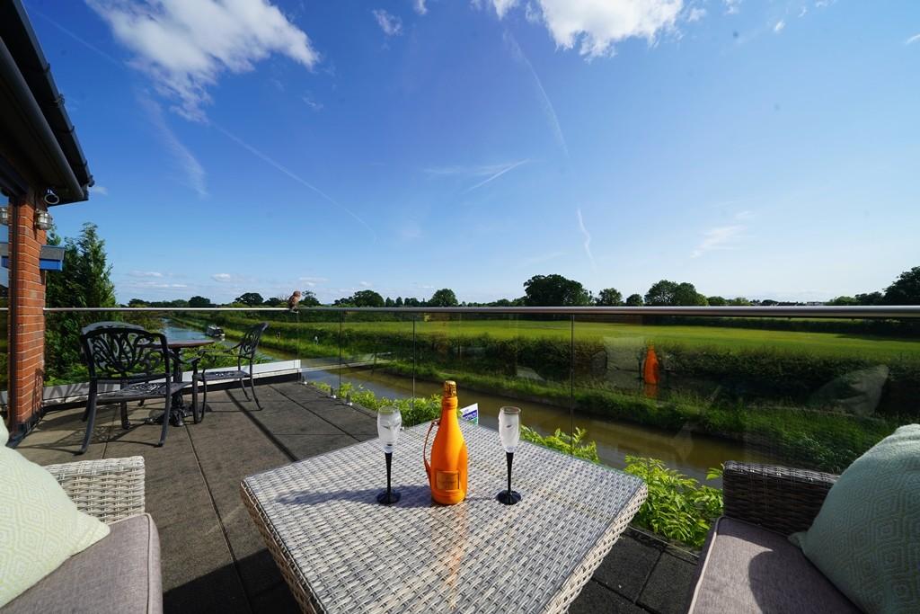 Mill Wharf, Waverton, Chester 3 bed semi-detached house - £490,000