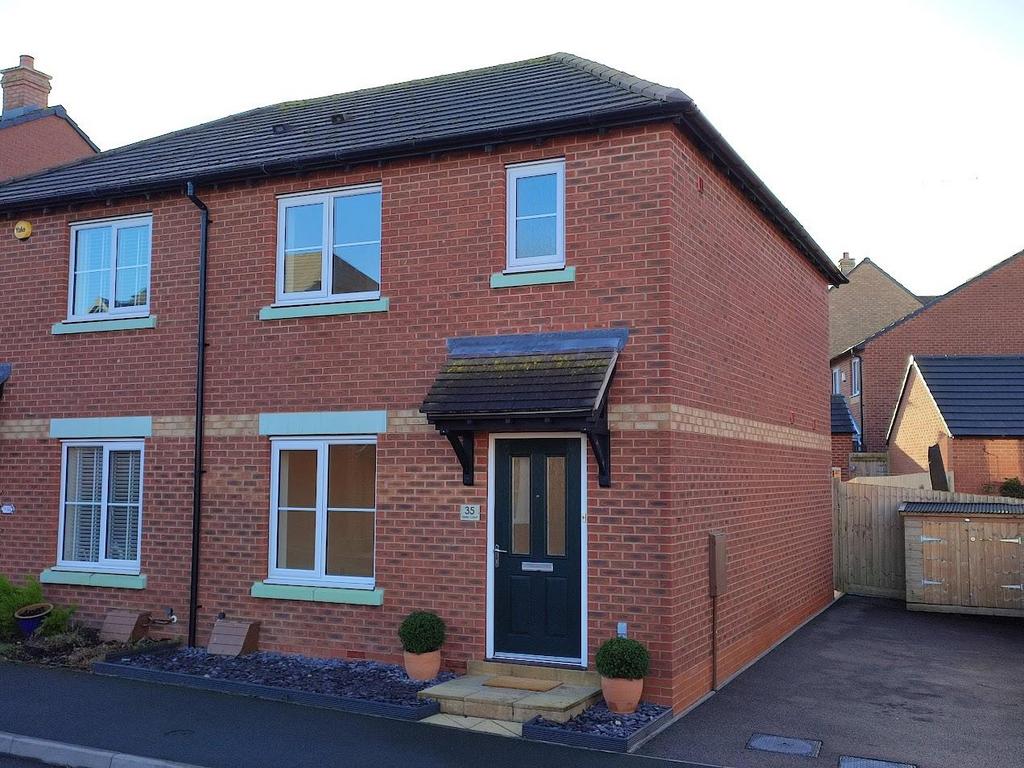 Vesey Court, Telford TF6 3 bed semi-detached house - £230,000