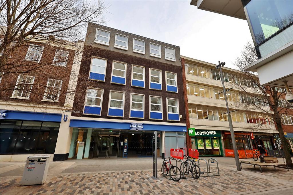 Commercial Way, Woking, Surrey, GU21 1 bed apartment - £1,250 pcm (£288 pw)