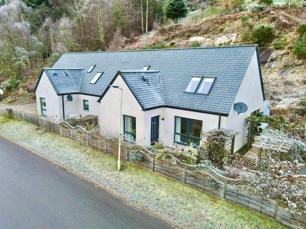 Beauly IV4 3 bed semi-detached house for sale - £225,000