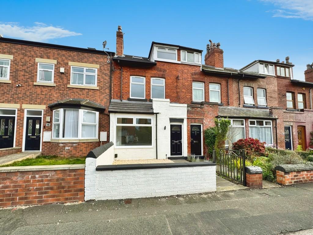 Marshall Street, Crossgates 4 bed terraced house - £1,550 pcm (£358 pw)