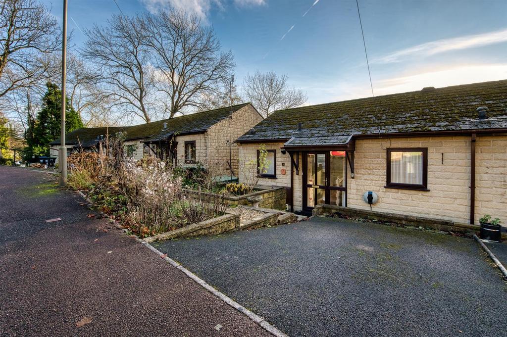 Dimple Crescent, Matlock DE4 2 bed semi-detached house for sale - £200,000