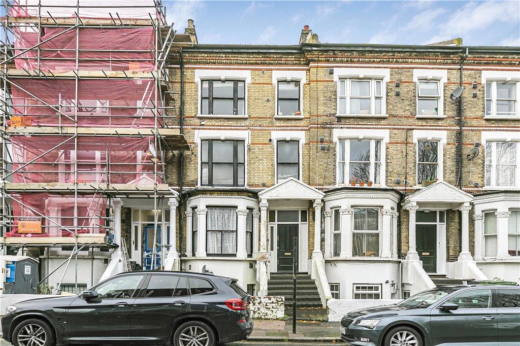 Stockwell Road, London, SW9 1 bed apartment - £1,900 pcm (£438 pw)