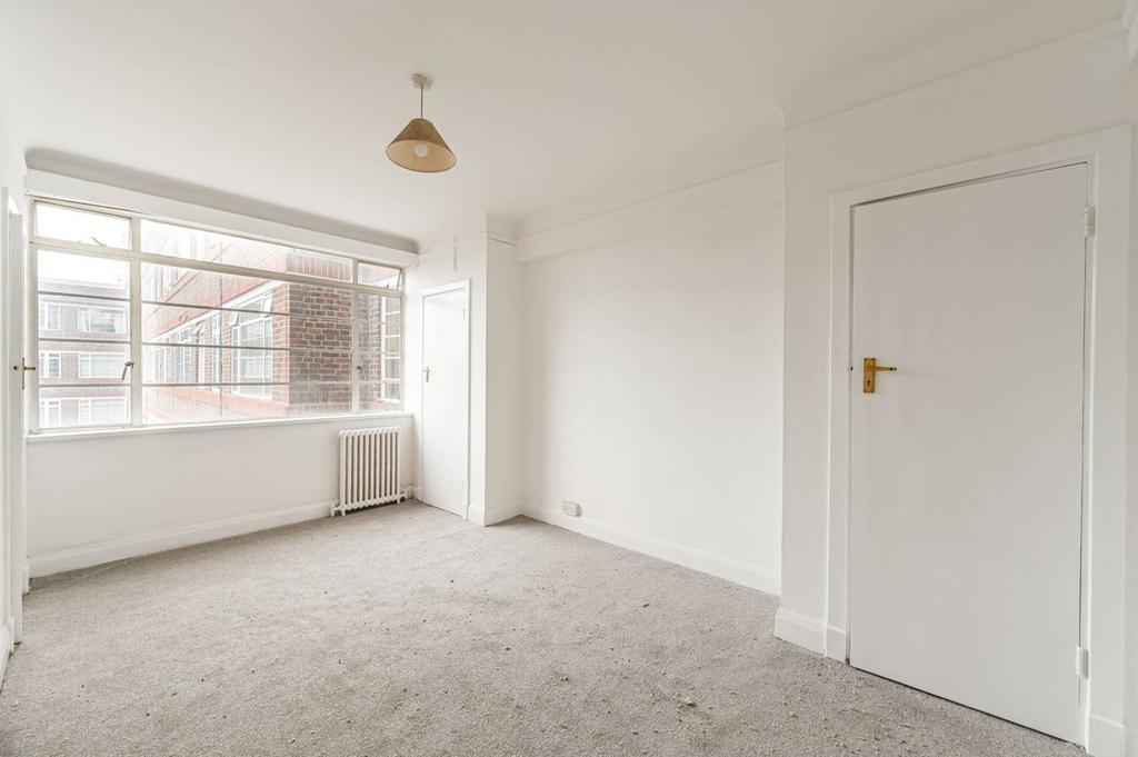 Balham High Road, Balham, London, SW17 Studio - £1,200 pcm (£277 pw)