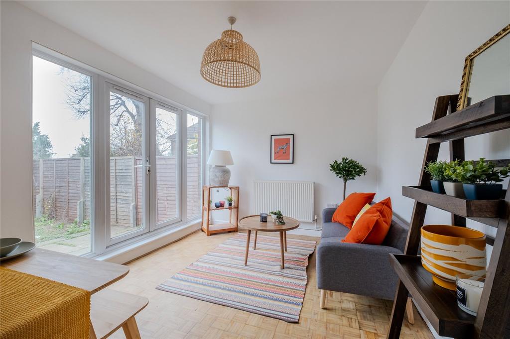 Normington Close, London SW16 1 bed apartment for sale - £335,000