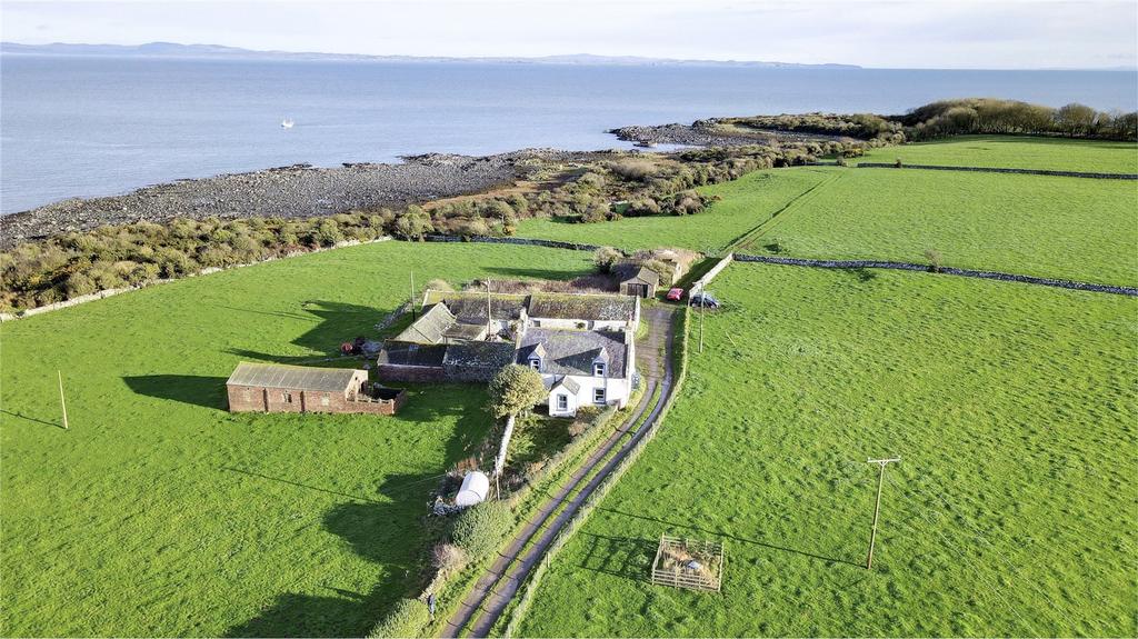 Cairnhead Farm, Isle of Whithorn... 3 bed property with land - £160,000