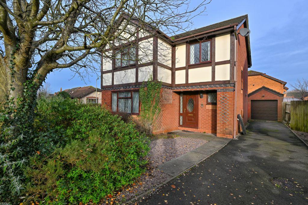 Saltwells Drive, Muxton, TF2 4 bed detached house - £295,000