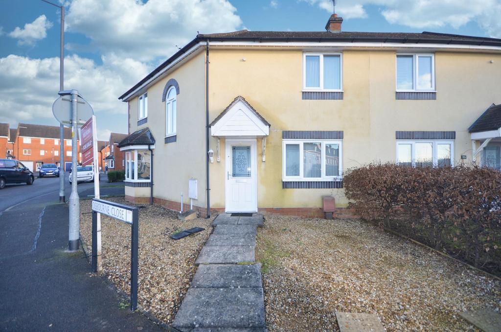 Osbourne Close, Corby, NN18 3 bed semi-detached house - £220,000