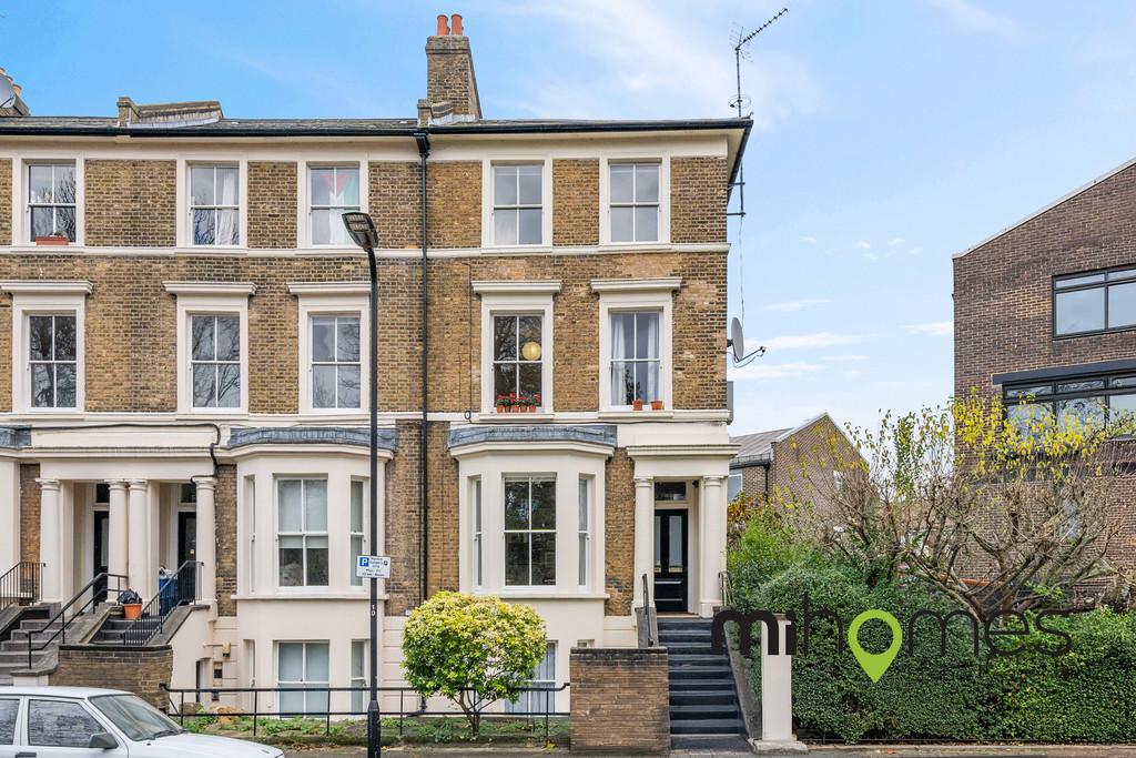 Gore Road, London 1 bed flat for sale - £525,000