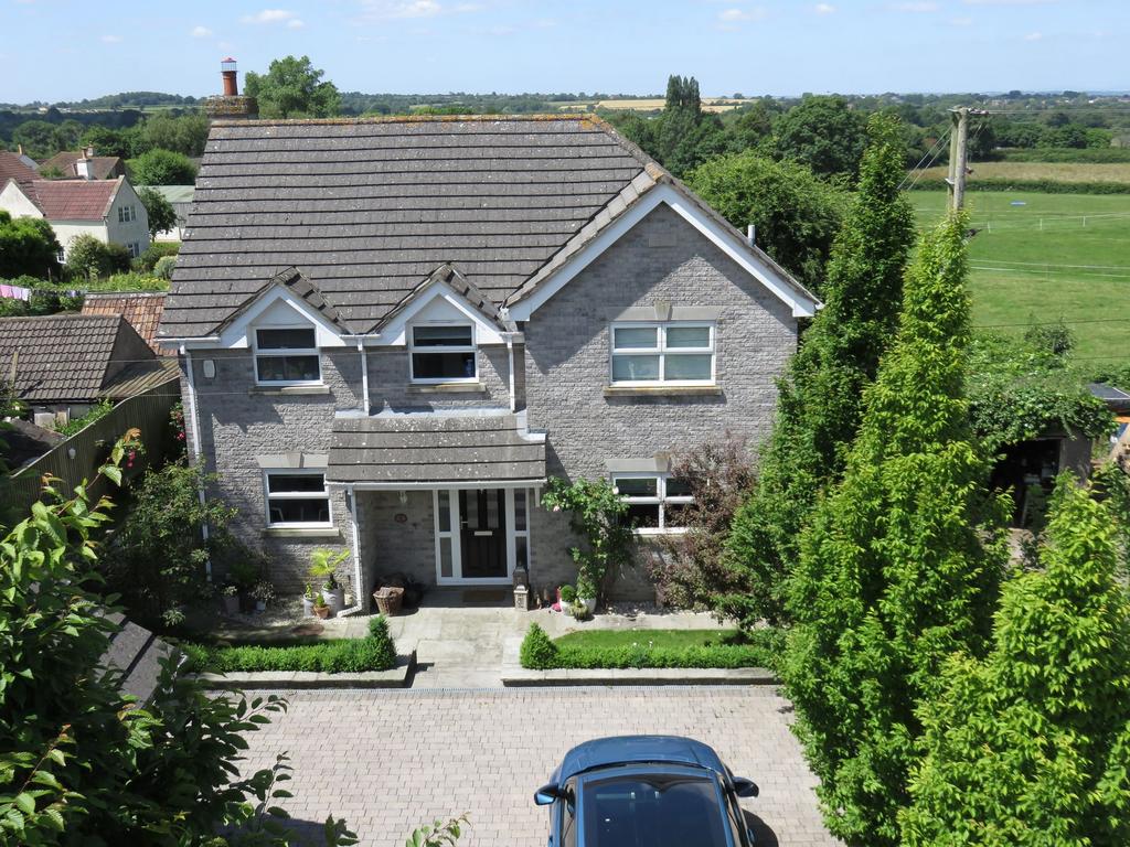 Cotswold Lane, Bristol BS37 5 bed detached house - £2,550 pcm (£588 pw)