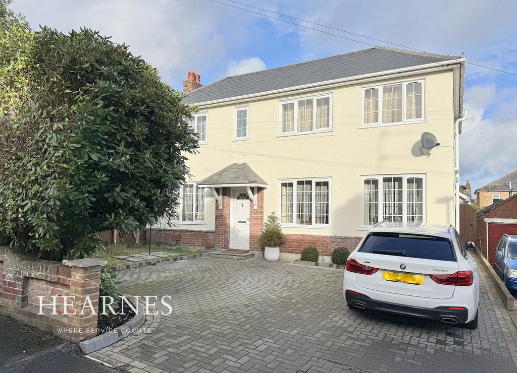 Glencoe Road, Parkstone, Poole, BH12 4 bed detached house - £600,000
