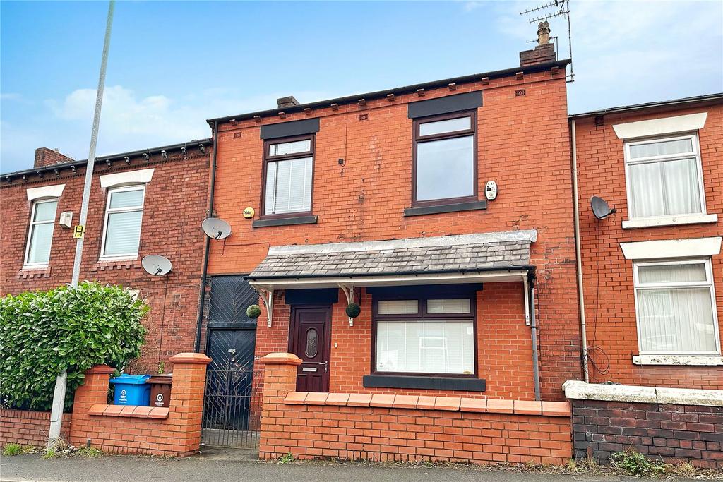 Thompson Lane, Chadderton, Oldham, OL9 3 bed terraced house for sale ...