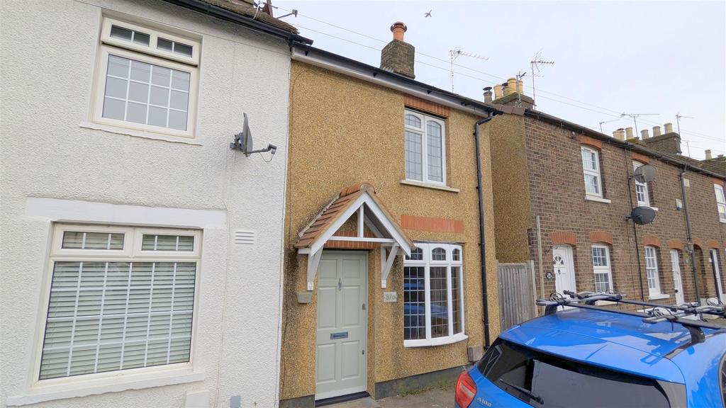 Front Street, Slip End, Luton 2 bed end of terrace house - £1,300 pcm ...