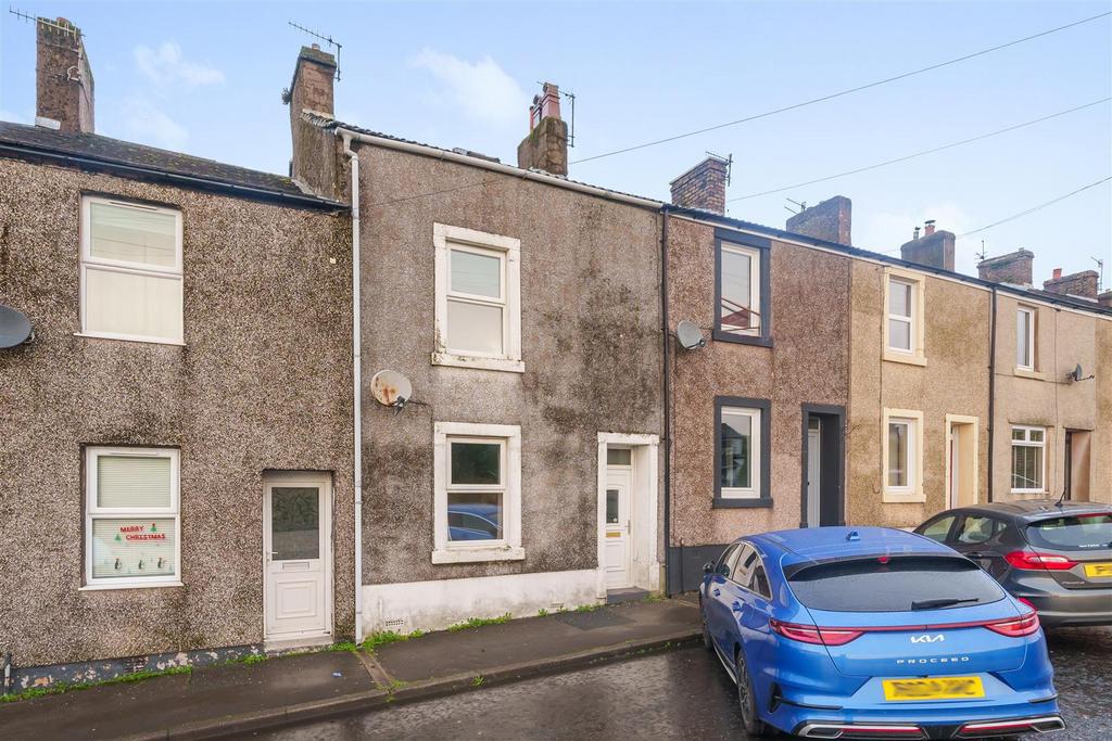 Trumpet Road, Cleator CA23 3 bed terraced house for sale - £50,000