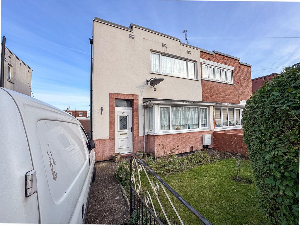 Edith Terrace, Doncaster DN5 2 bed semi-detached house - £130,000