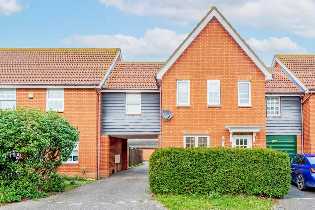 Gratton Dale, Carlton Colville 3 bed terraced house - £240,000