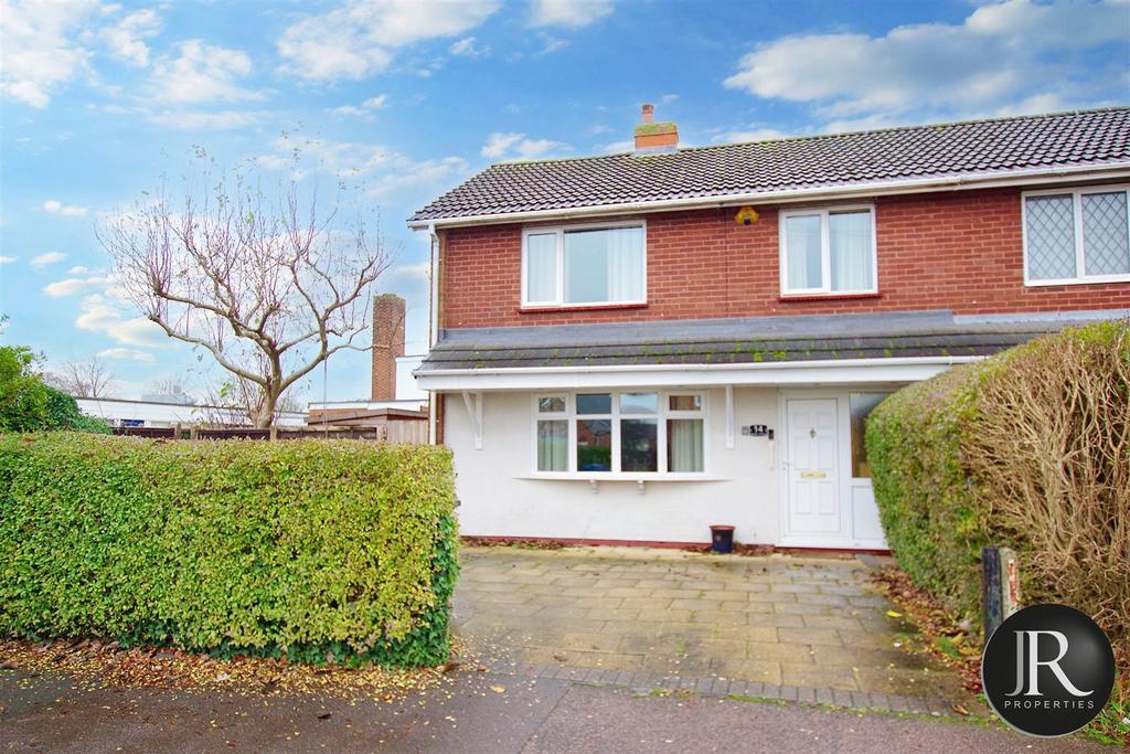Spode Avenue, Rugeley WS15 3 bed semi-detached house - £244,950