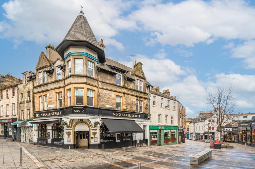 Friars Street, Stirling... 1 bed flat - £725 pcm (£167 pw)